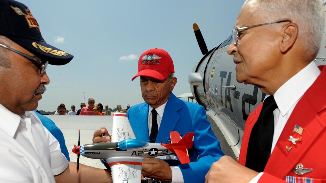 Harry Stewart Jr., one of the last Tuskeegee Airmen, dies at 100 ...