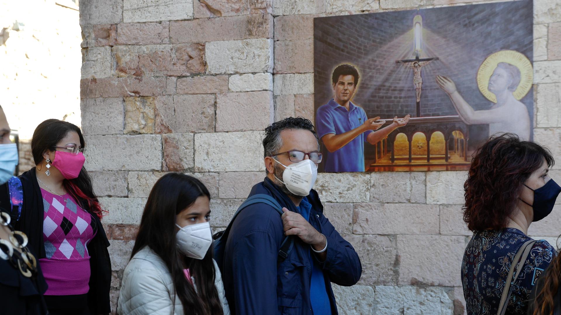 Carlo Acutis: First millennial saint approved for canonization | wzzm13.com