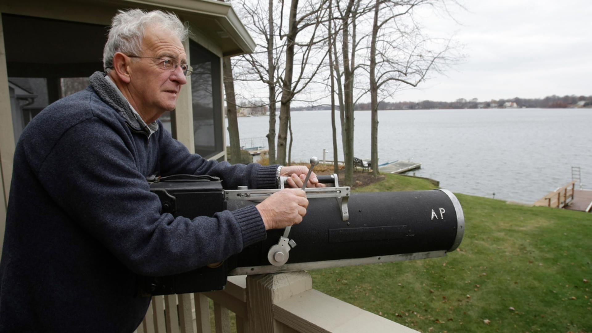 AP's Bob Daugherty leaves legendary photojournalism legacy | wzzm13.com
