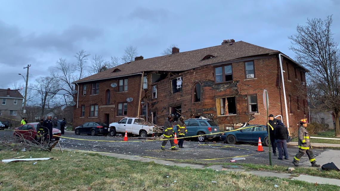 Explosion at Detroit apartment building leaves 12 injured | wzzm13.com