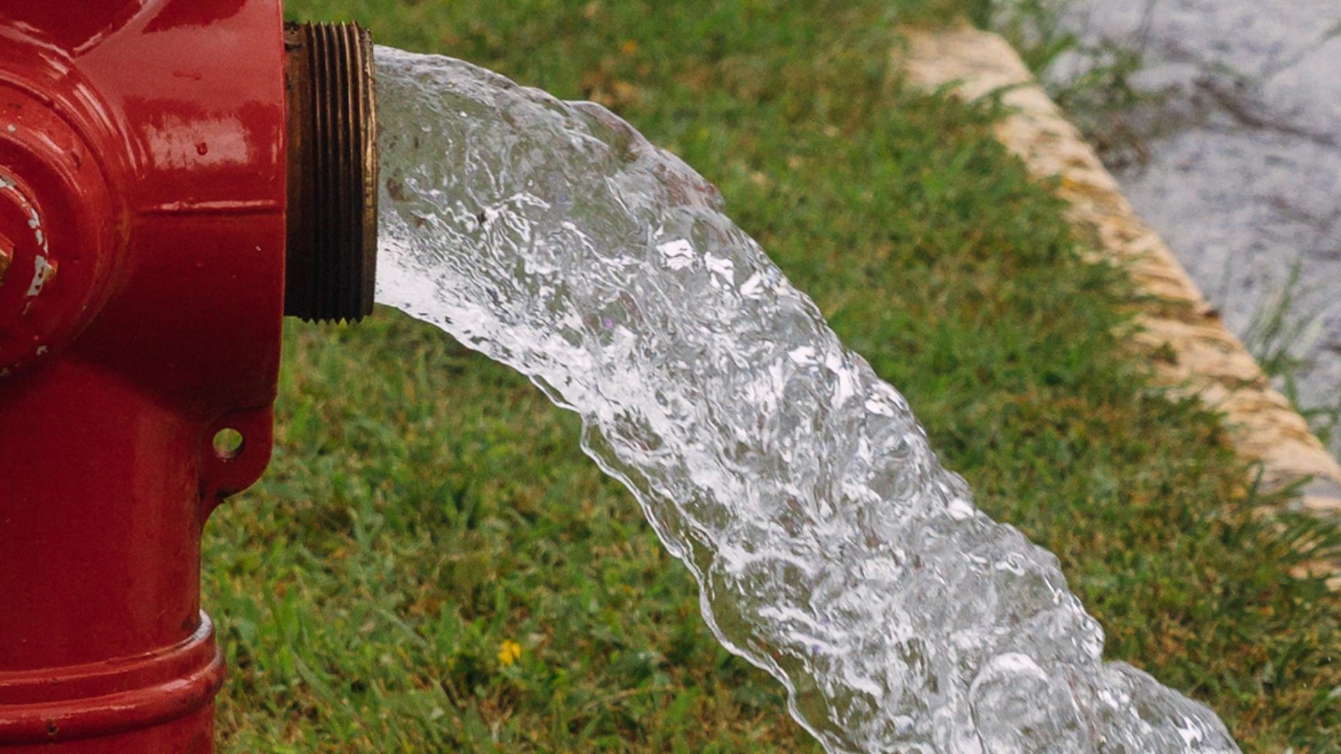 Kalamazoo residents asked to stop opening fire hydrants | wzzm13.com