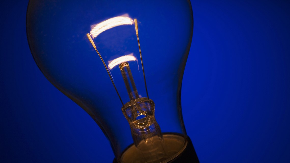 Retailers testing blue lights to ward off drug users | wzzm13.com