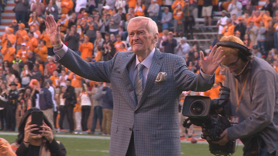 John Ward, known as the 'Voice of the Vols', passes away at 88 | wzzm13.com