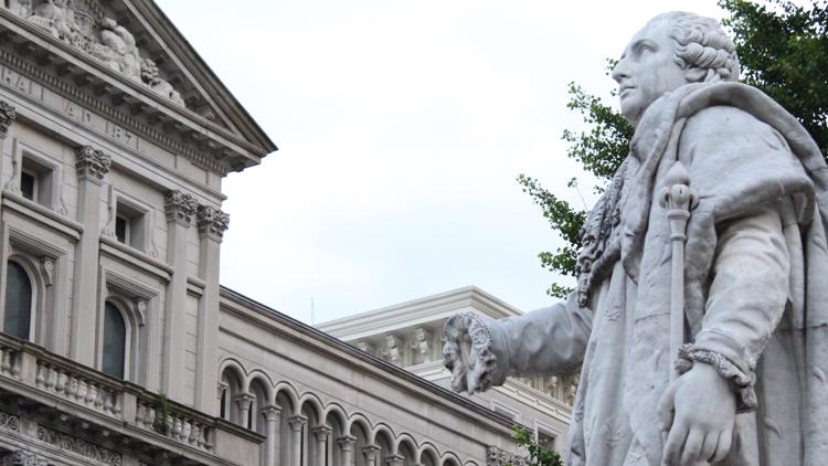 King Louis Xvi Statue Louisville | semashow.com