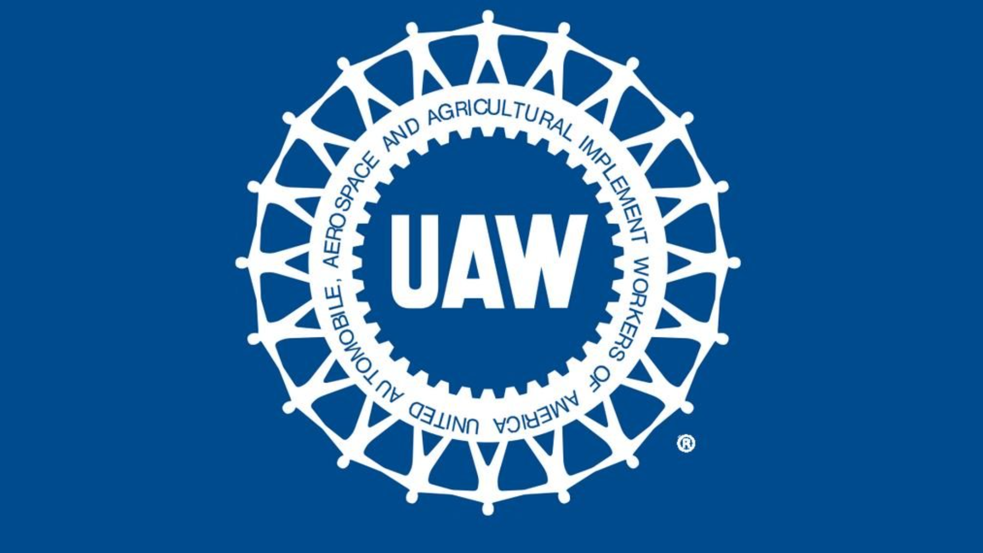 UAW employees at American Axle's Three Rivers plant walk out on strike ...