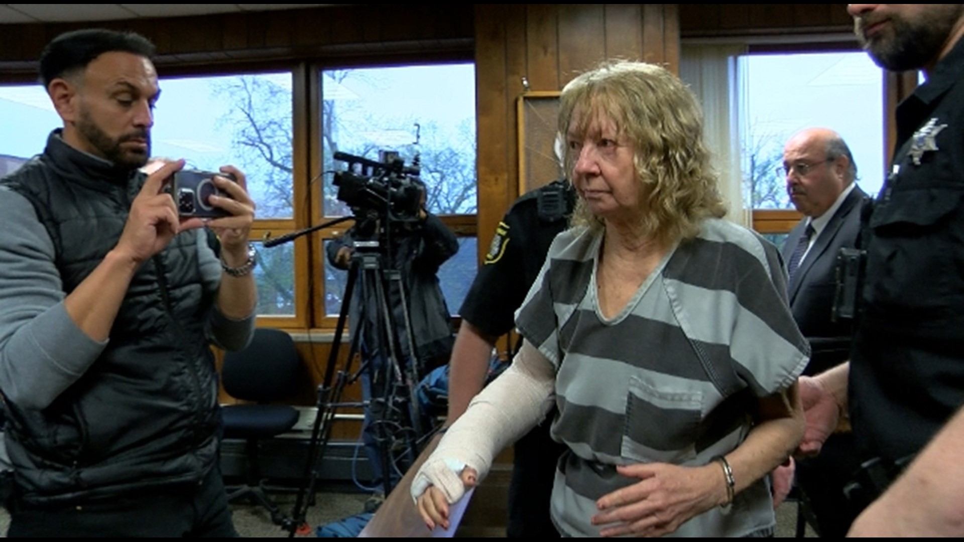 Woman accused in Monroe County crash arraigned | wzzm13.com