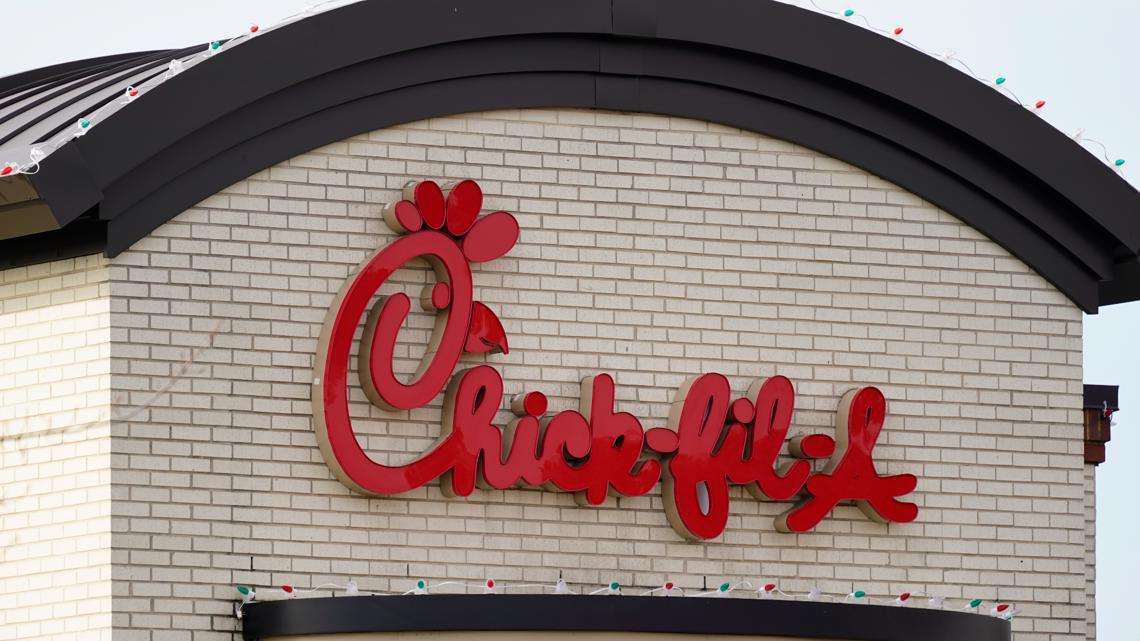 New Chick Fil A To Replace Golden Corral On Alpine In Walker
