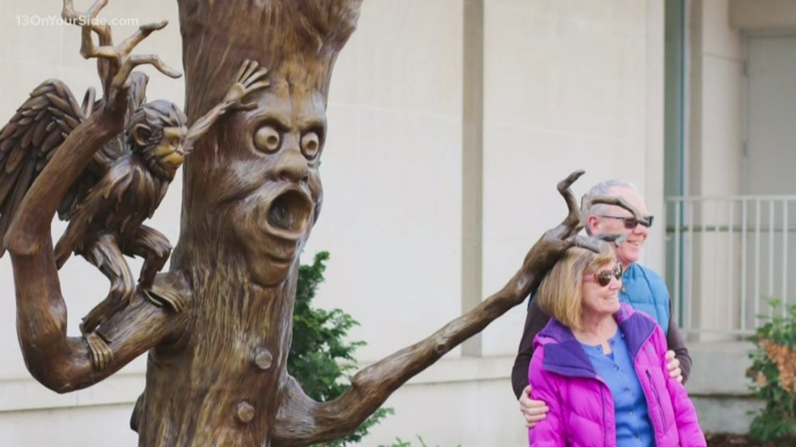 Holland installs Fighting Tree at 'Wizard of Oz' exhibit | wzzm13.com