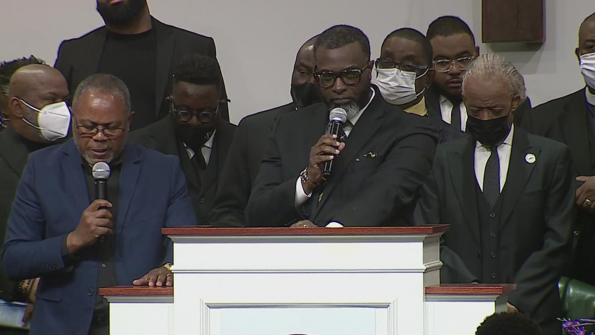 Scripture reading at funeral of Patrick Lyoya | wzzm13.com