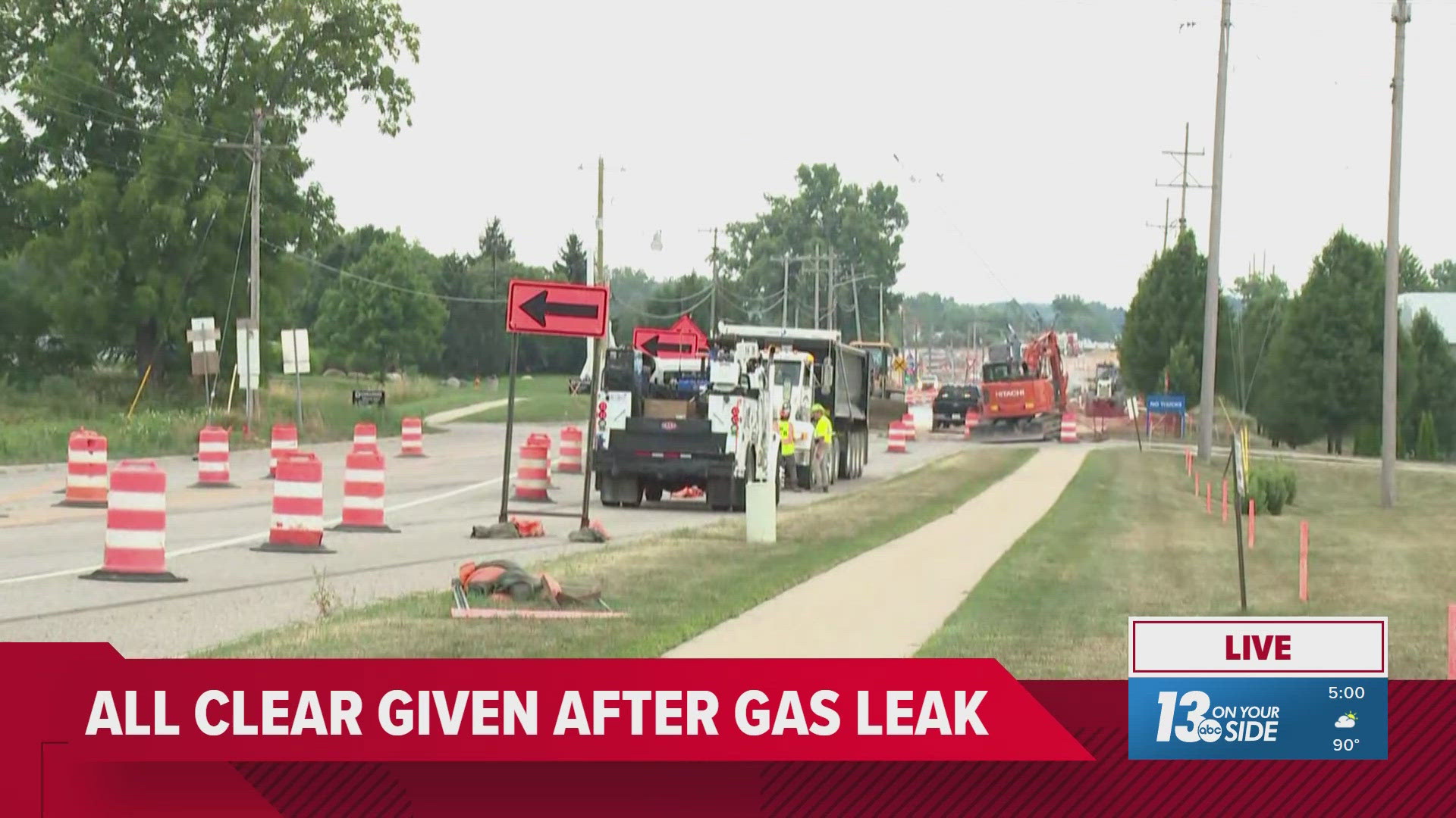 Walker Fire Department responds to 'major' gas leak on Fruitridge Ave ...