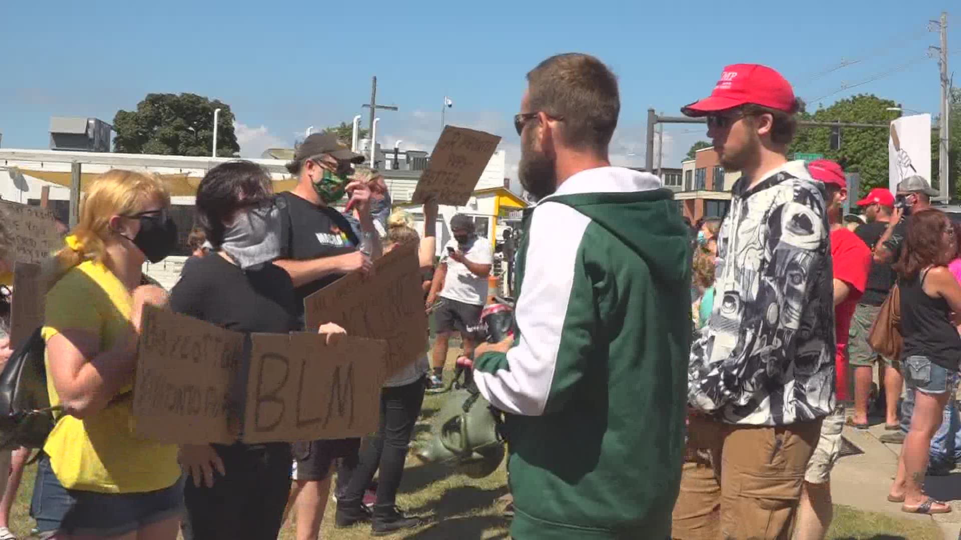 Protesters call for Pronto Pups boycott, others side with owner after ...