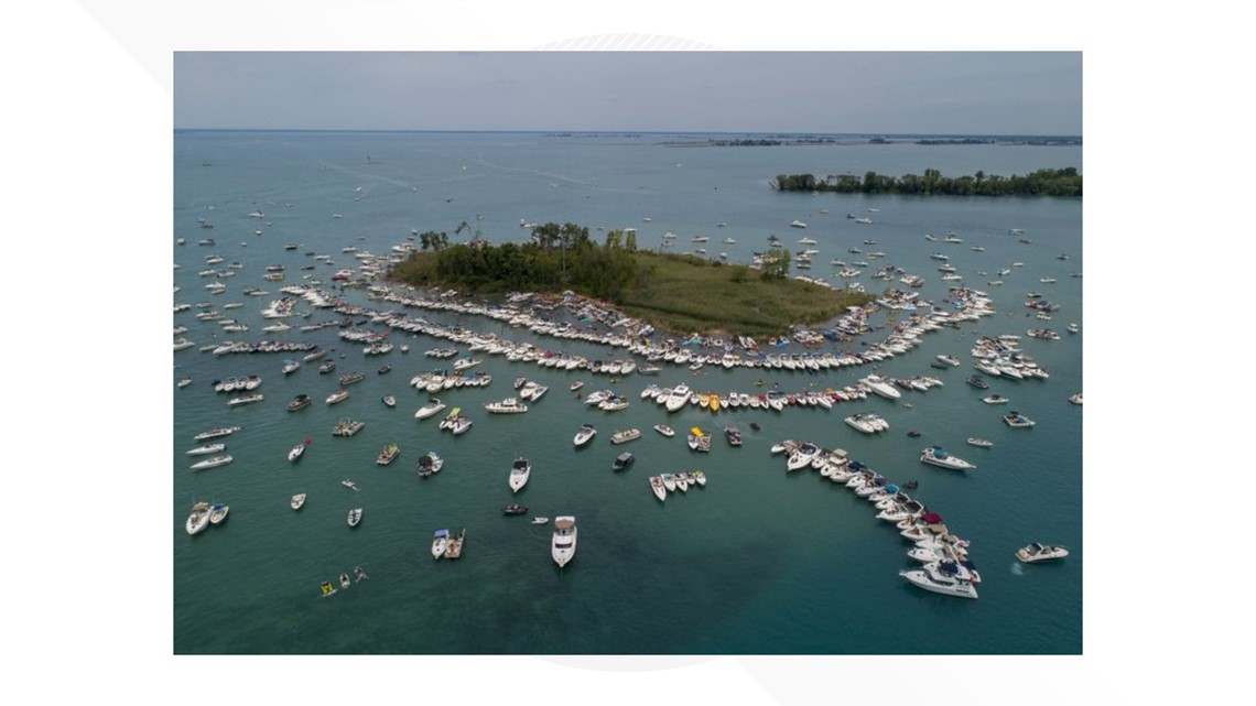 Annual Michigan boat party threatens social distancing rules | wzzm13.com