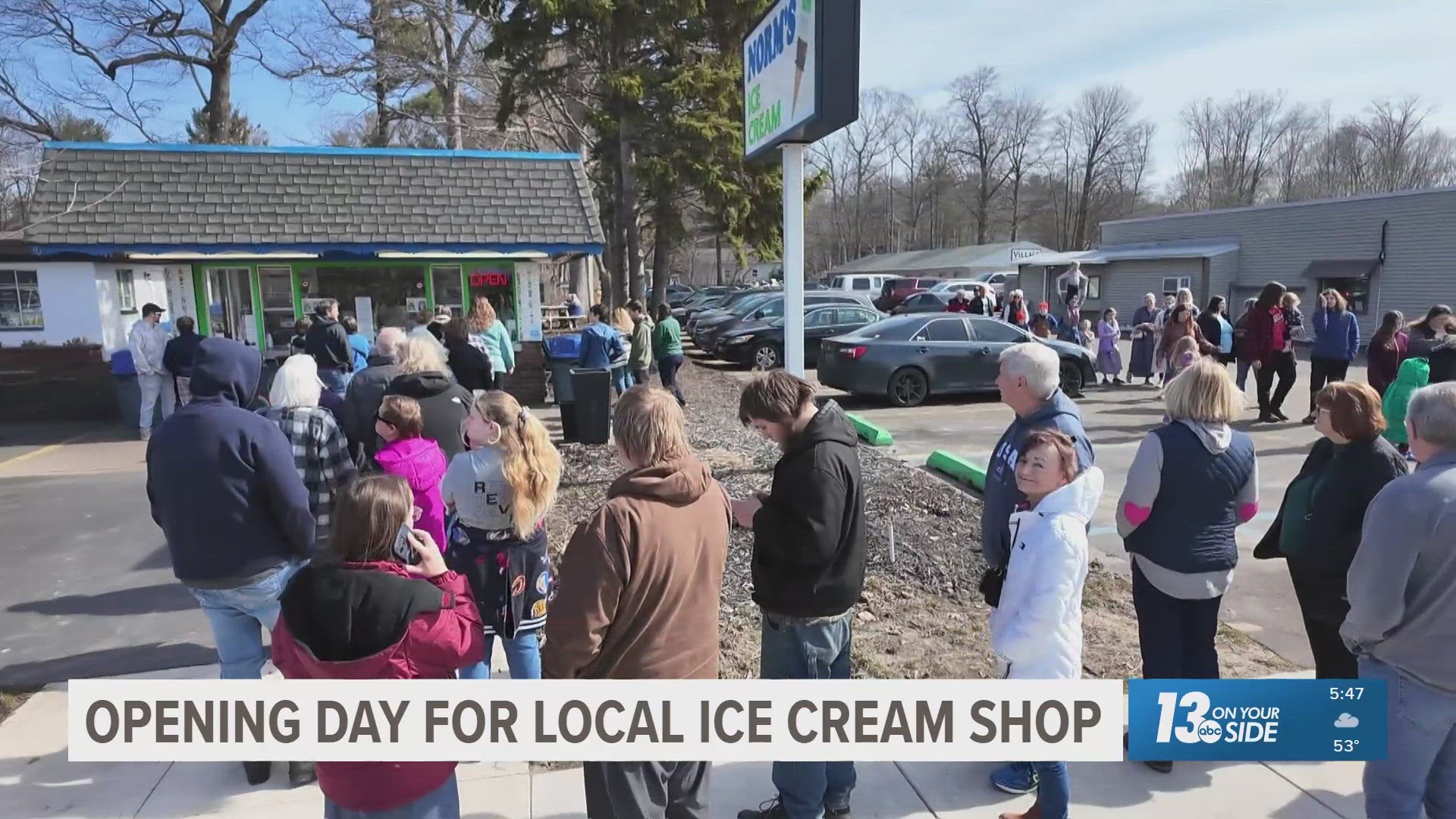 Beloved ice cream shop opens to a crowd on Spring-feeling day | wzzm13.com