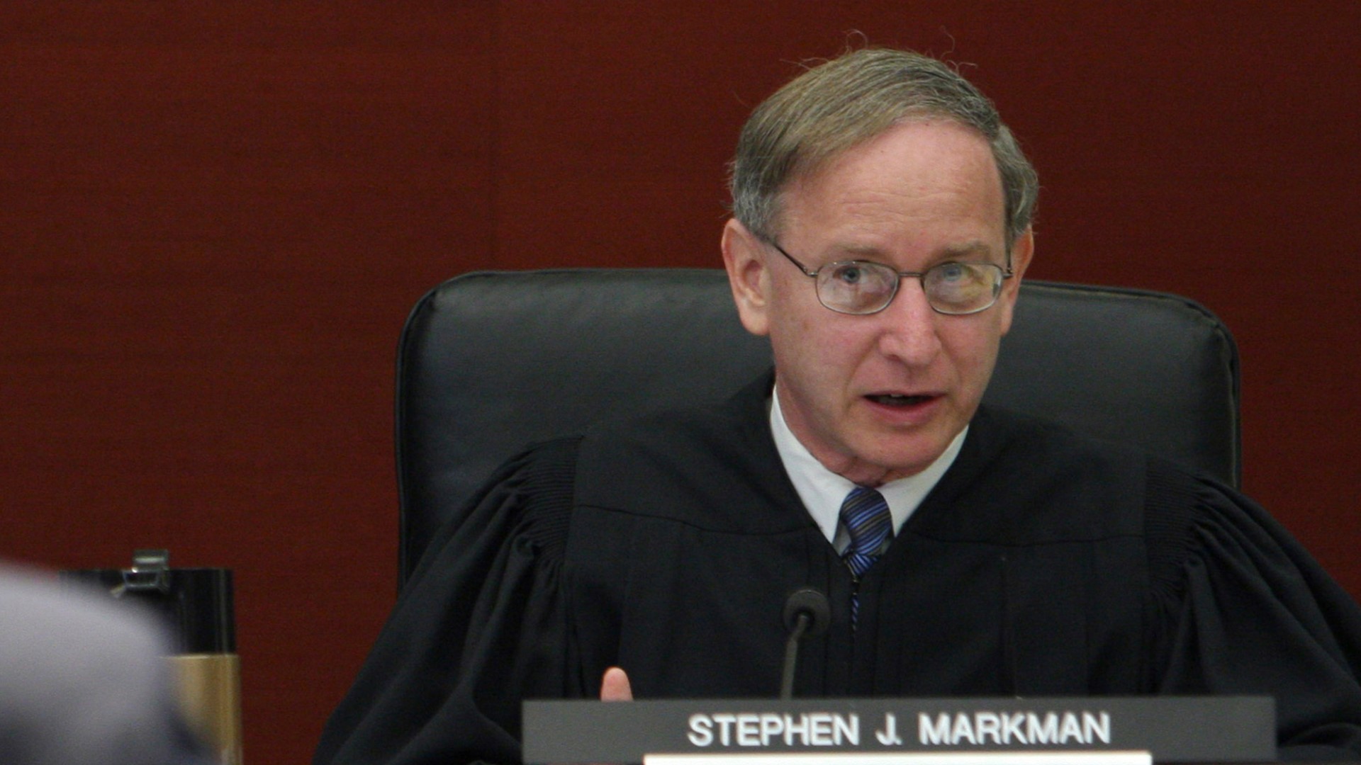 Michigan Supreme Court justice retiring after 21 years | wzzm13.com
