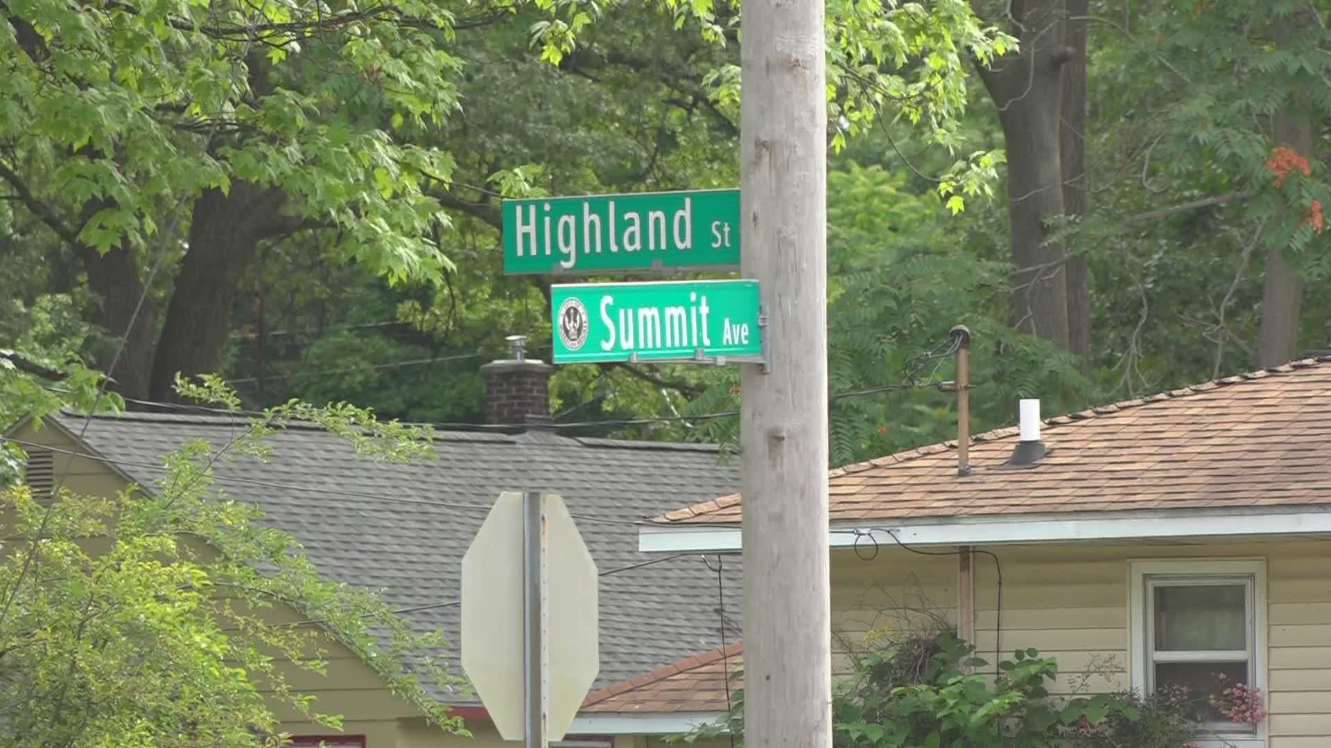 Police Woman Shot In The Chest In Muskegon Heights