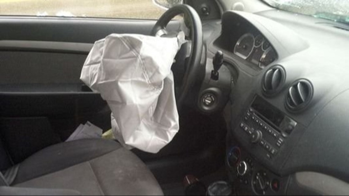 Michigan's most dangerous intersections: Top 20 revealed | wzzm13.com