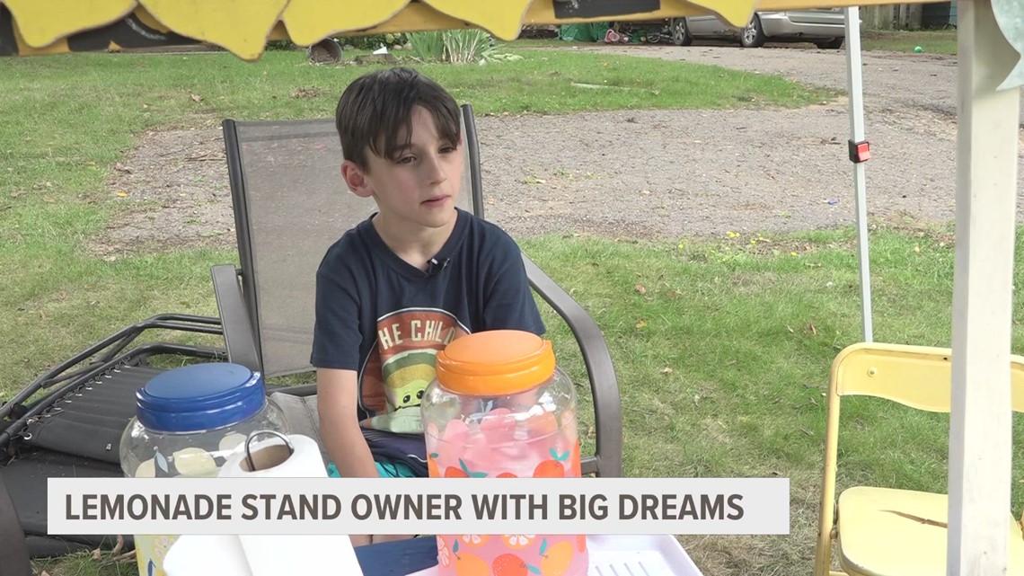Lemonade stand owner with big dreams | wzzm13.com