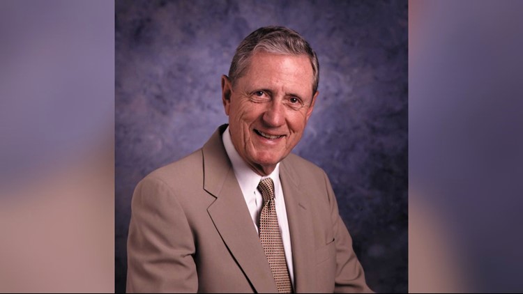 Founder of WMU Cooley Law School dies at 89 | wzzm13.com