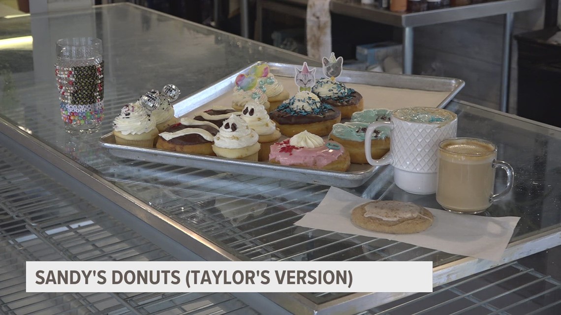 Sandy's Donuts makes Taylor Swift-inspired donuts for 1989 Taylor's ...