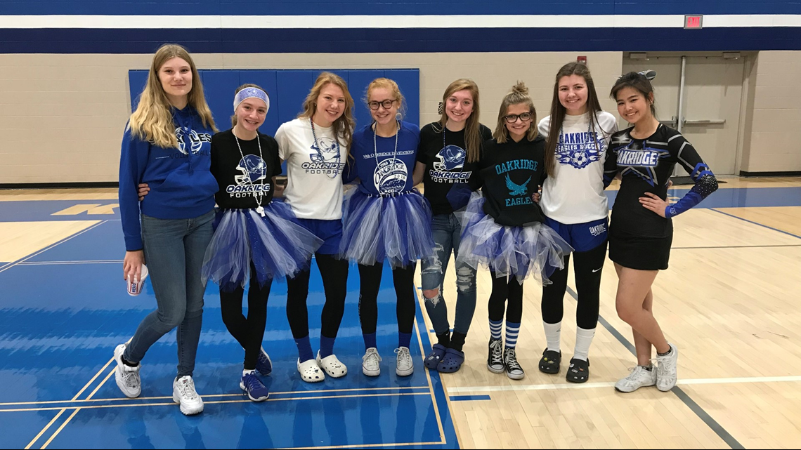 Sunrise Sidelines: Oakridge Eagles | wzzm13.com