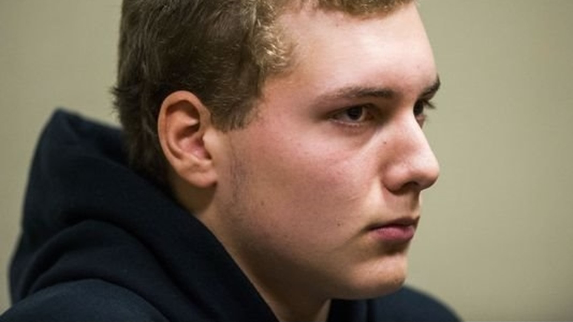 Last of 5 teens enters plea in fatal freeway rock-throwing | wzzm13.com