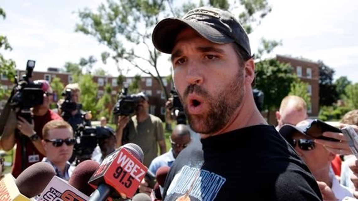 Former NFL star Jared Allen suing Michigan pain clinic | wzzm13.com