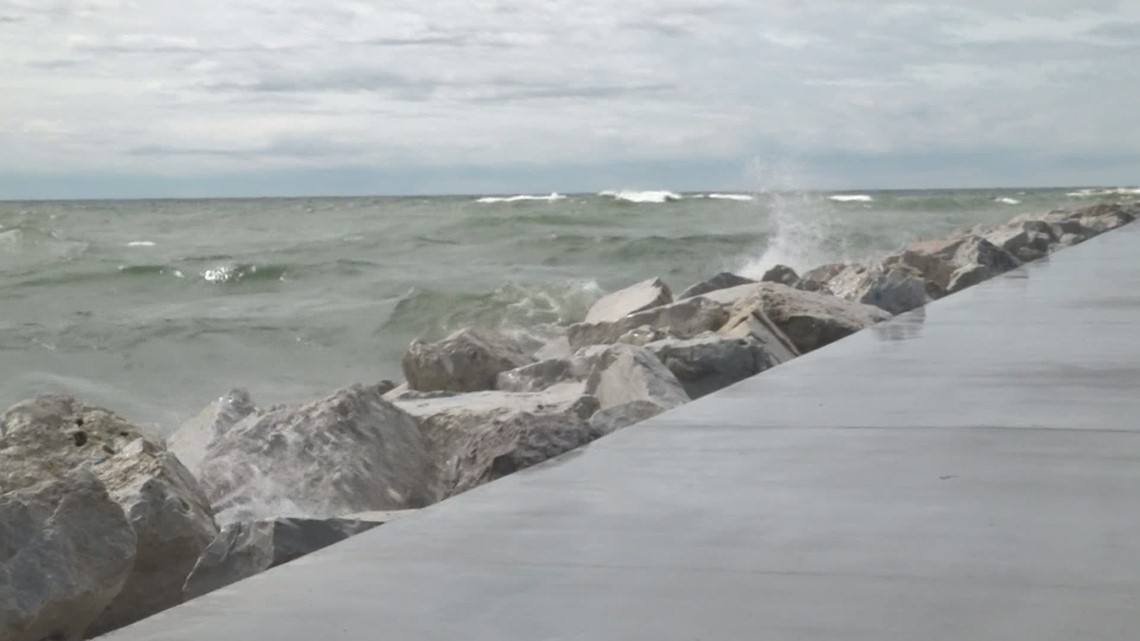 Great Lakes water levels down from this time last year | wzzm13.com