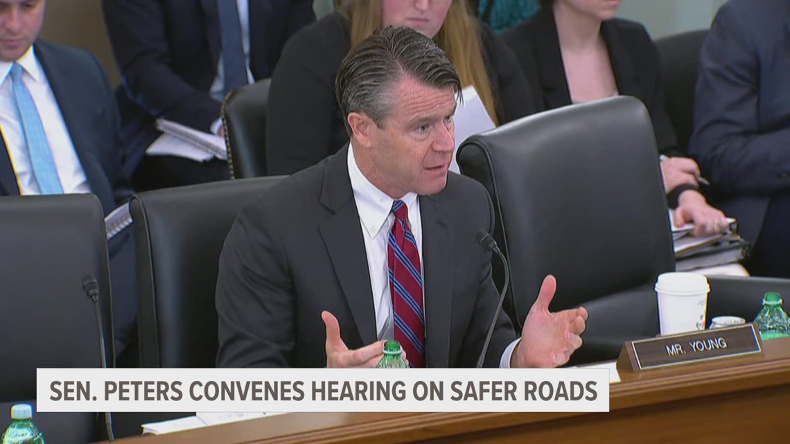 Senator Peters addresses Michigan's 'road safety crisis' in hearing ...