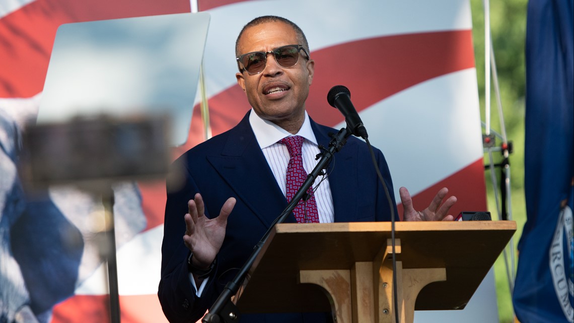 Craig gives 1st political speech, preps gubernatorial run | wzzm13.com