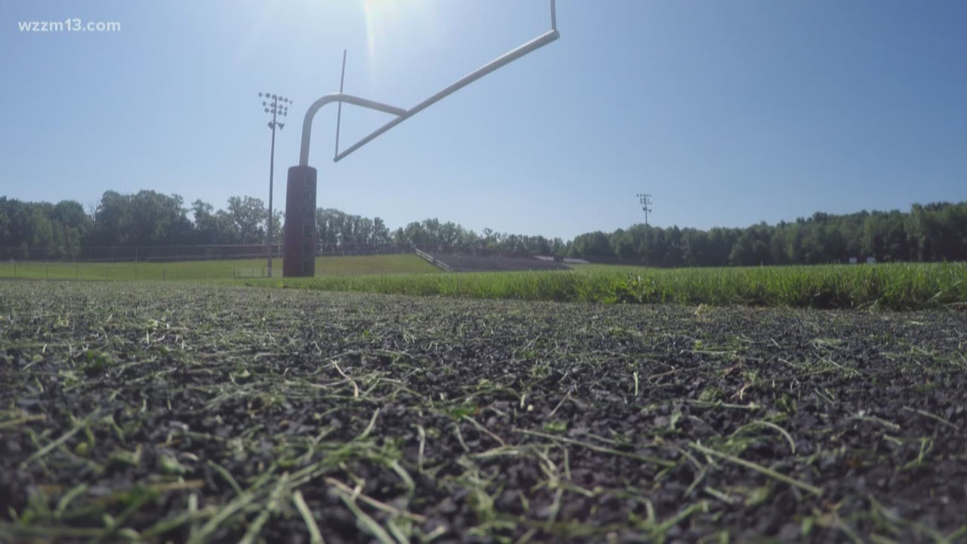 Lowell head football coach Noel Dean announces retirement | wzzm13.com