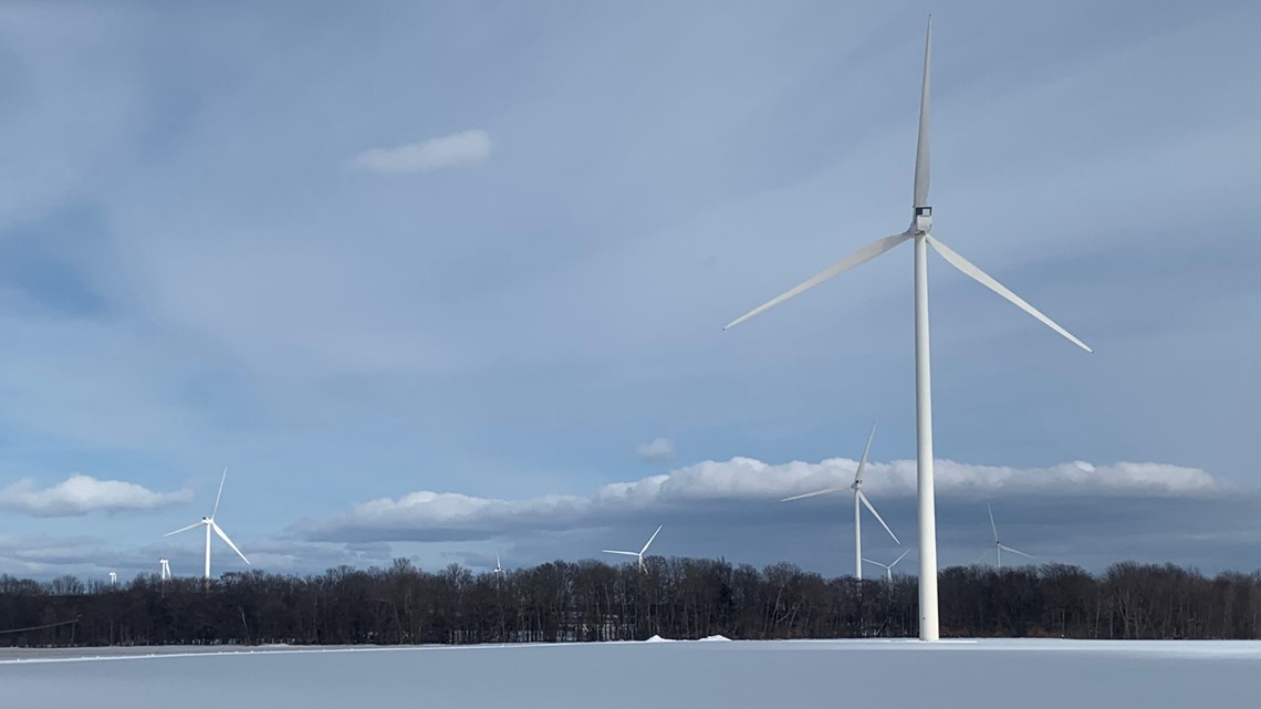 Consumers Energy adds 60 turbines at Crescent Wind park in Hillsdale ...