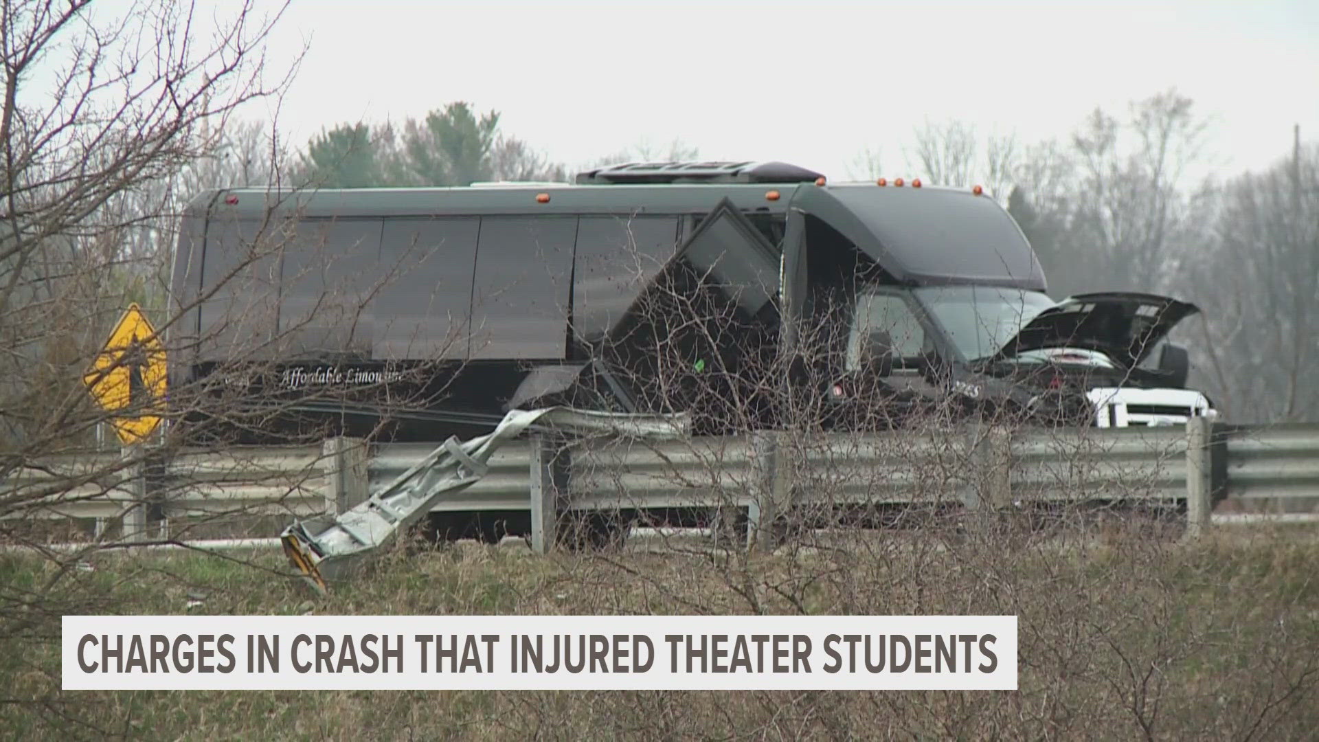 Driver faces charges in I-96 charter bus crash | wzzm13.com