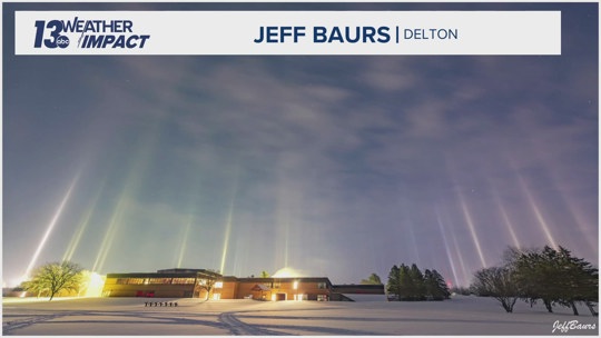 What are light pillars? This natural phenomenon explained | wzzm13.com
