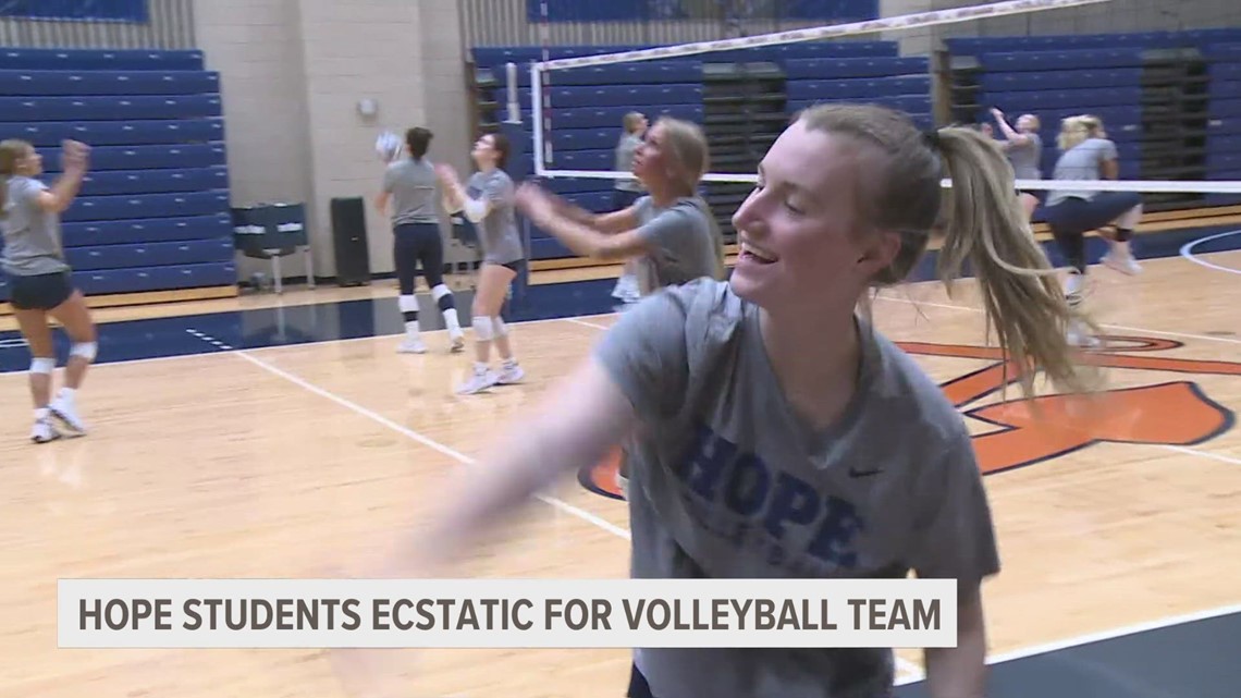 Campus fired up as Hope College students advancing to volleyball ...