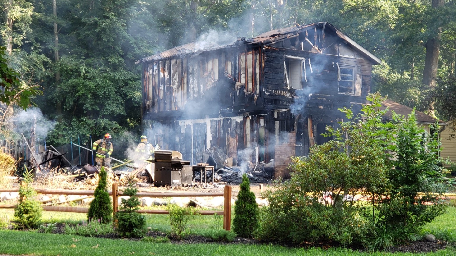 Three kids safe after serious house fire in Hudsonville | wzzm13.com
