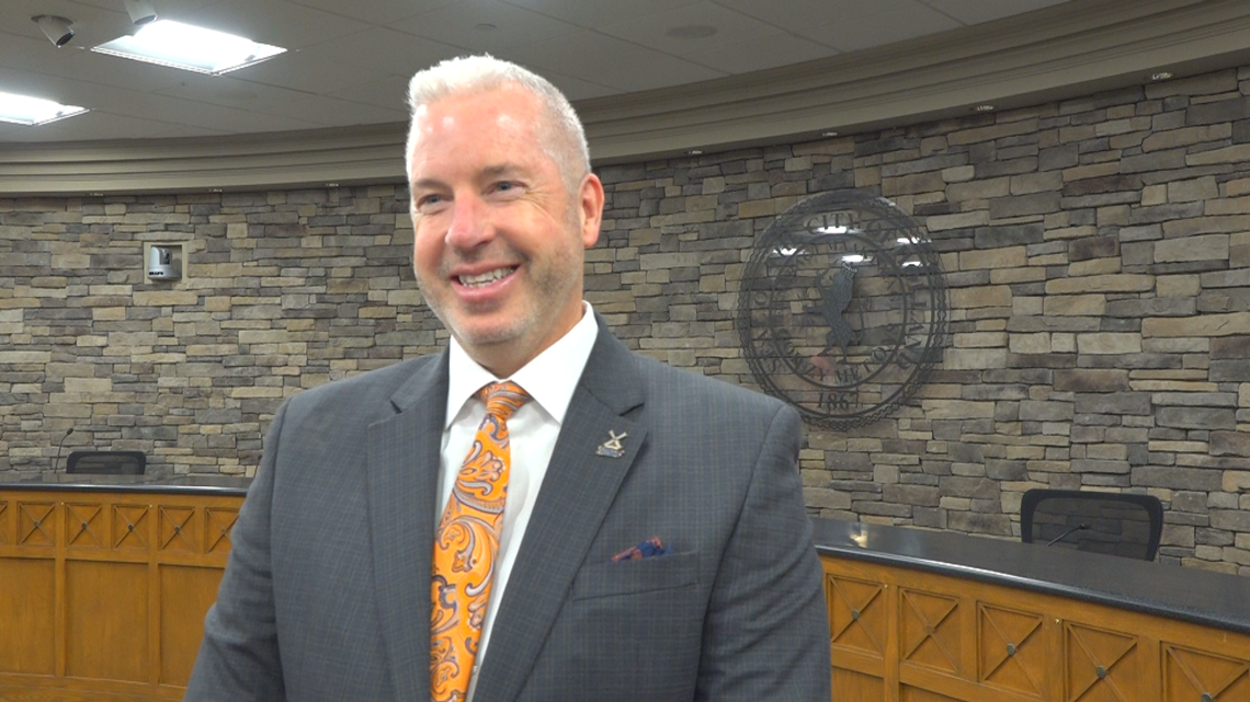 Nathan Bocks reelected Holland mayor | wzzm13.com