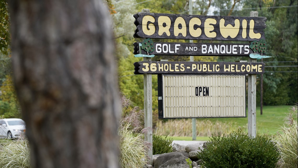 Voters to decide rezoning of Gracewil Country Club | wzzm13.com