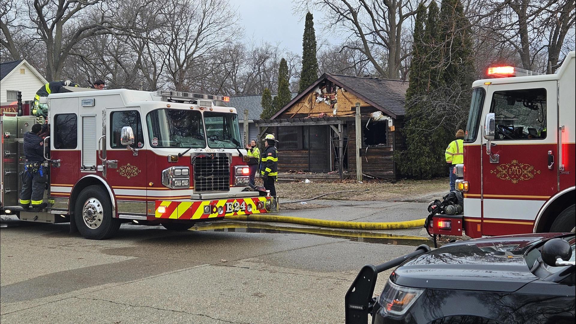 Muskegon house fire leaves 70-year-old man dead | wzzm13.com