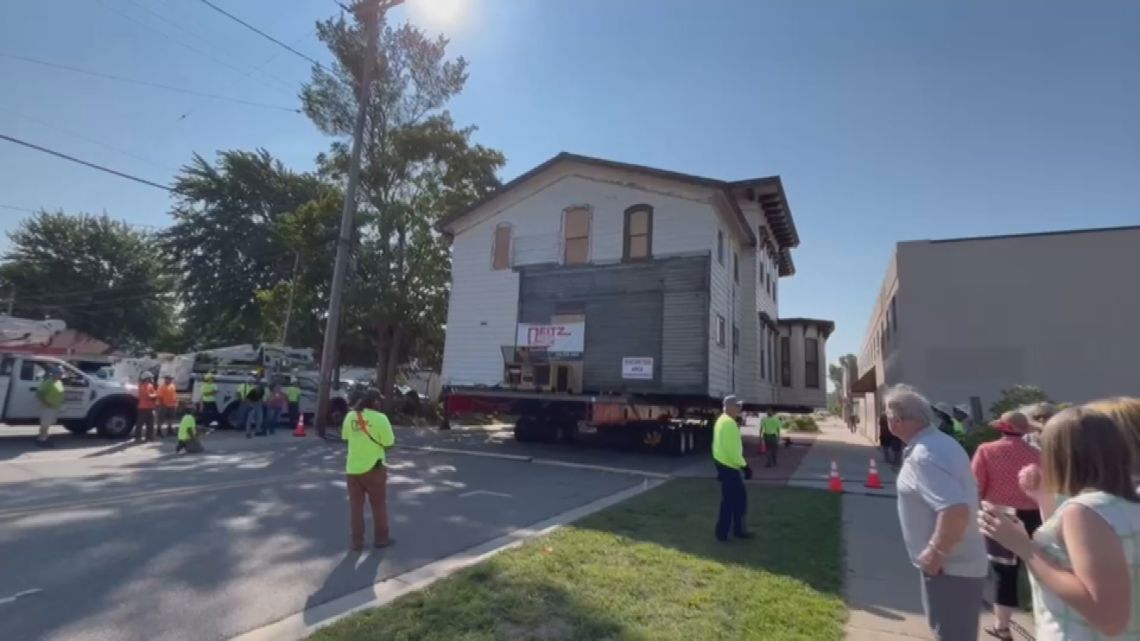 Nelson House parades through the streets of Muskegon once again ...