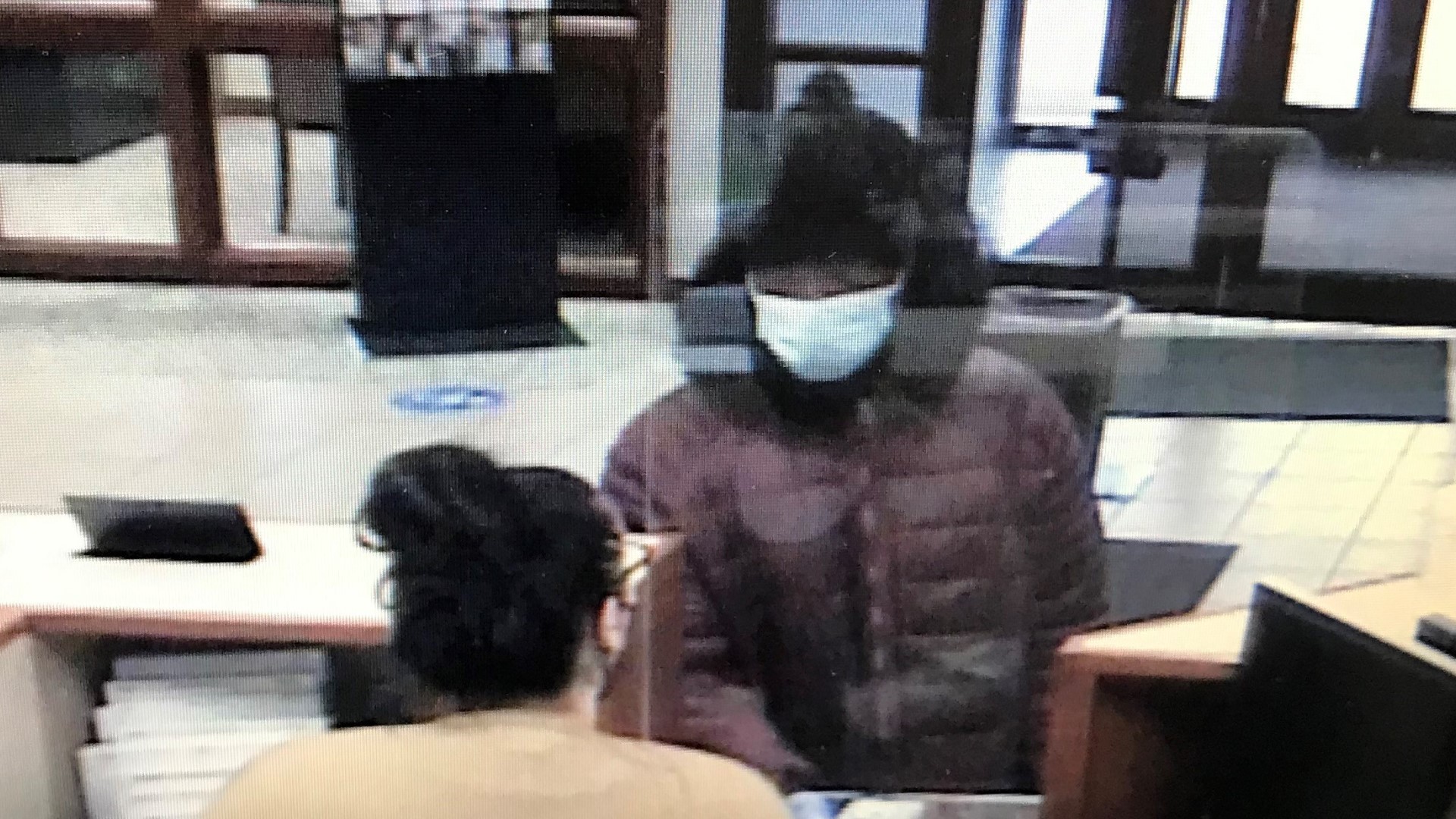 Suspect sought in TCF Bank robbery in Gaines Township | wzzm13.com