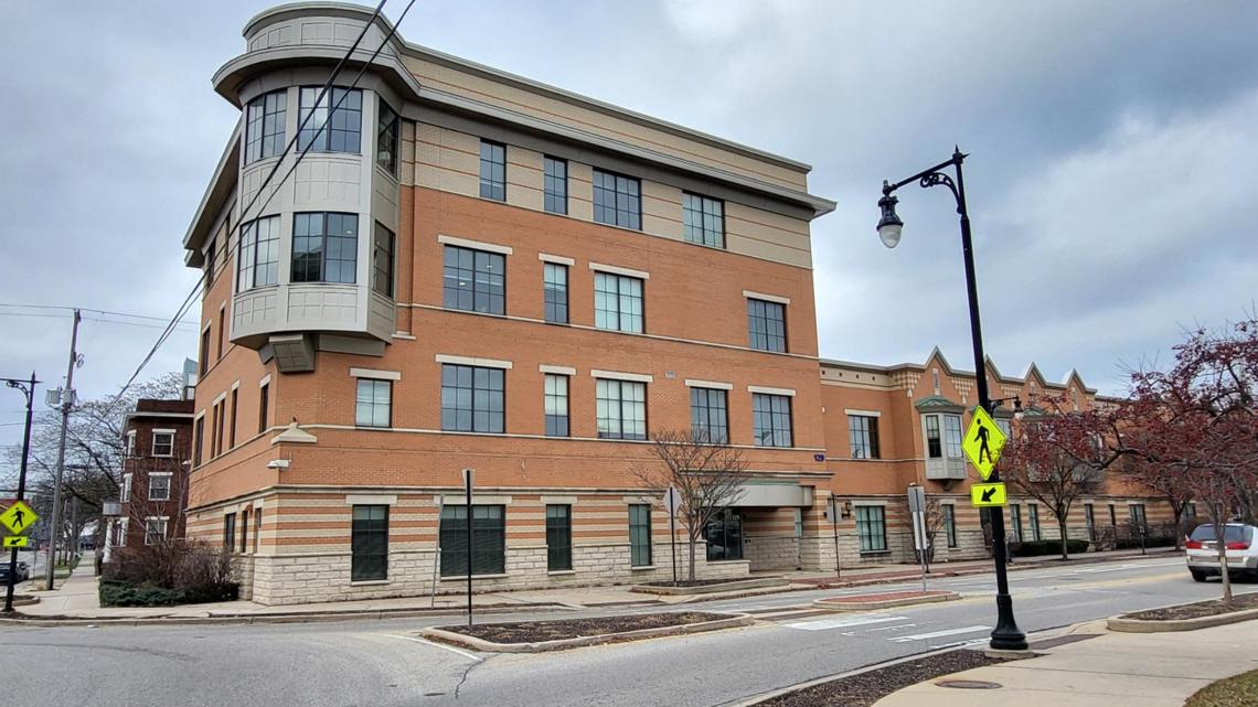 Dégagé Ministries opens housing program for women in Grand Rapids ...