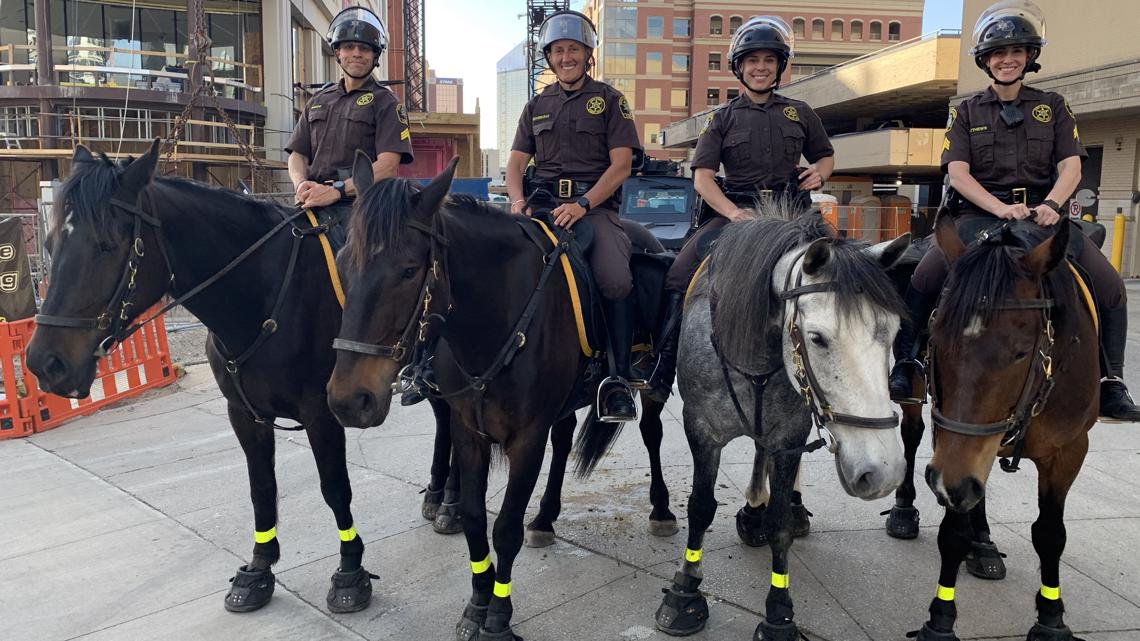 Kent County Sheriff's Office training horses downtown GR | wzzm13.com