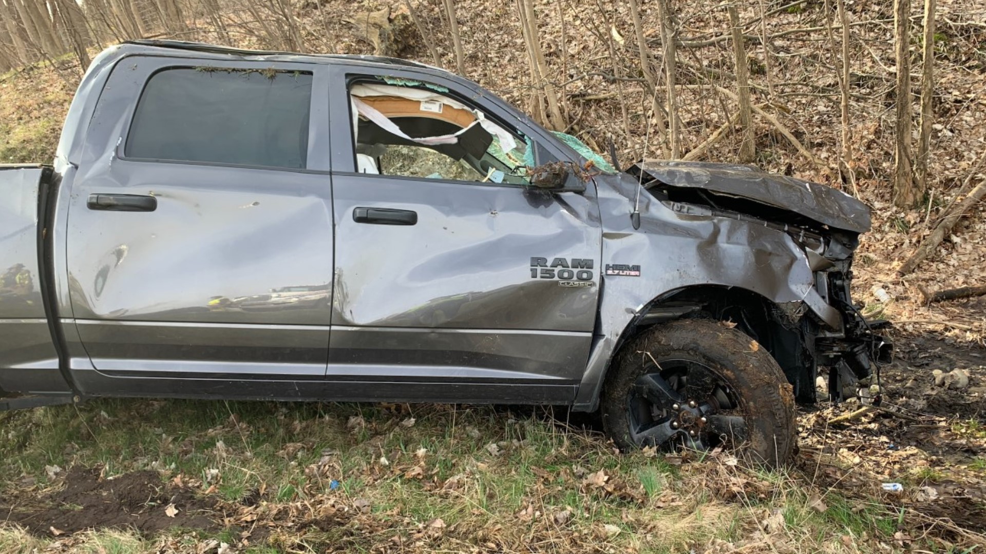 Road rage crash results in reckless driving, assault charges | wzzm13.com