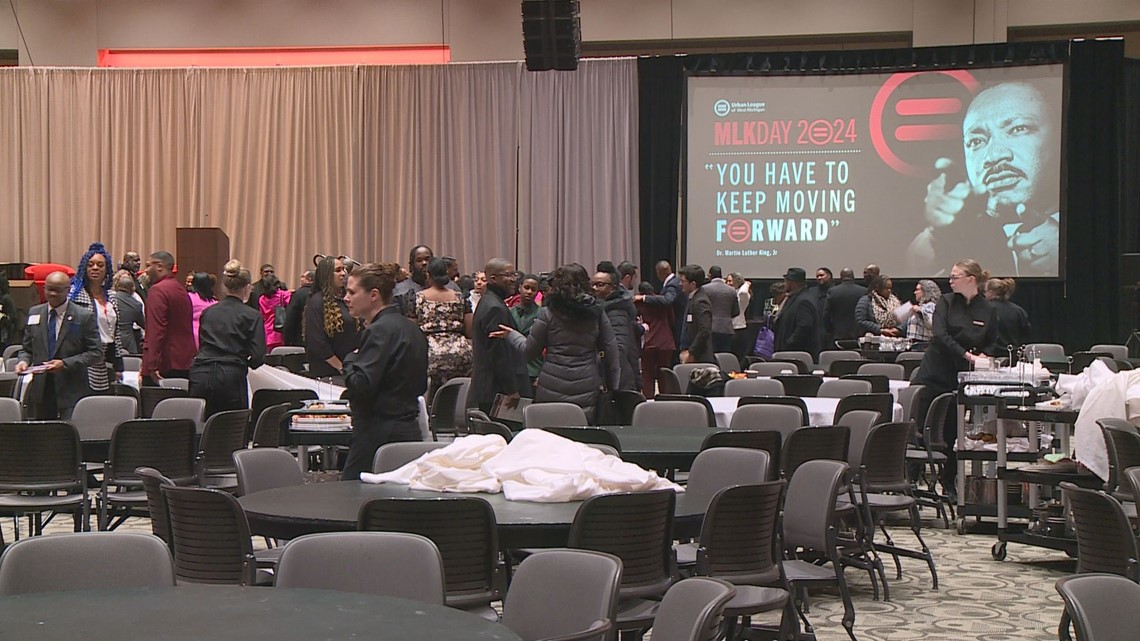 Hundreds celebrate King day on his 95th birthday at MLK breakfast ...