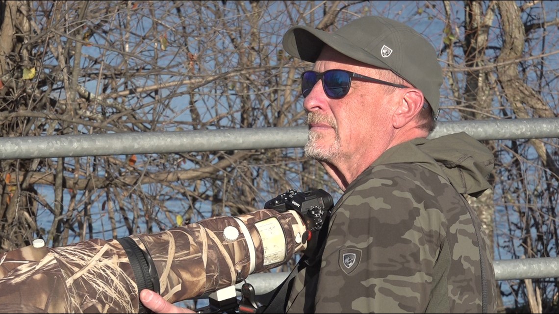 Decorated photographer helping highlight Michigan wildlife | wzzm13.com
