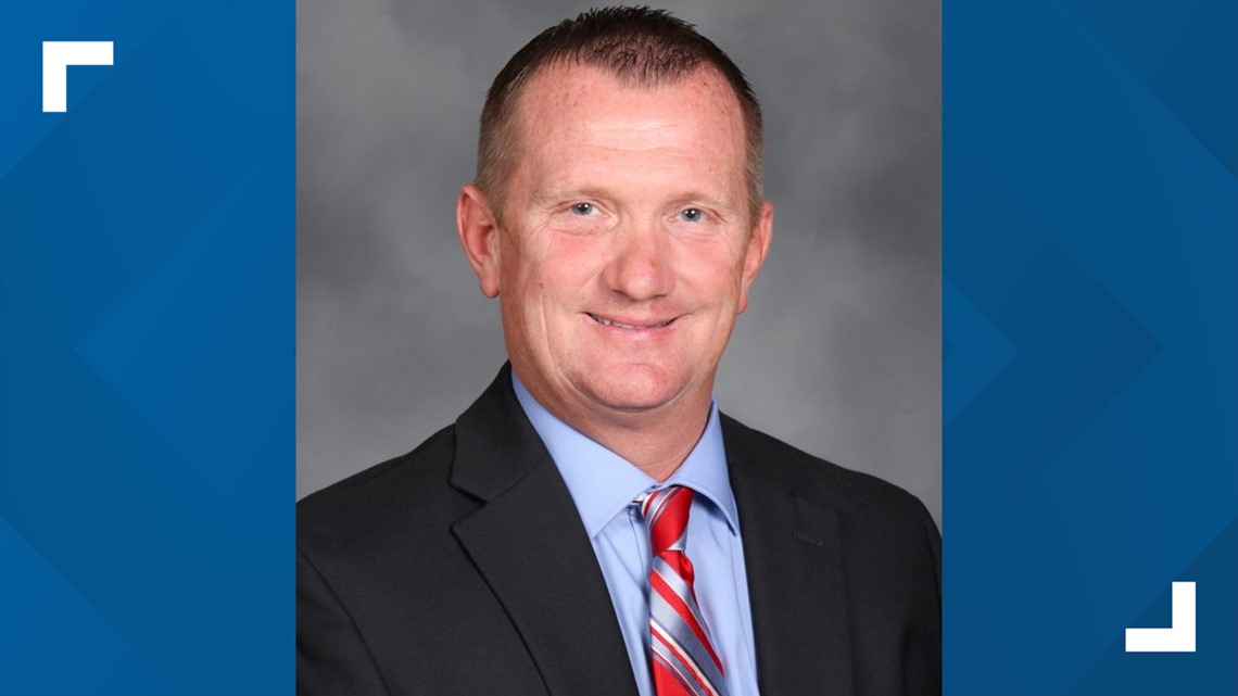 SLHS Principal Mike Gilchrist resigns | wzzm13.com