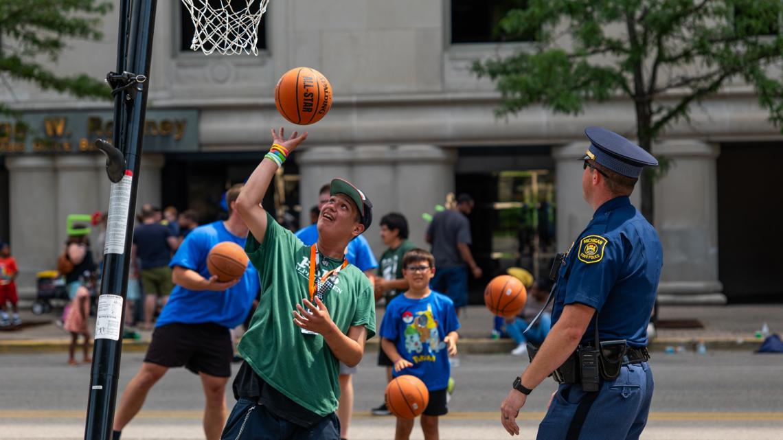 MSP's annual 'Troopers on Tour' events engage Michigan youth with ...