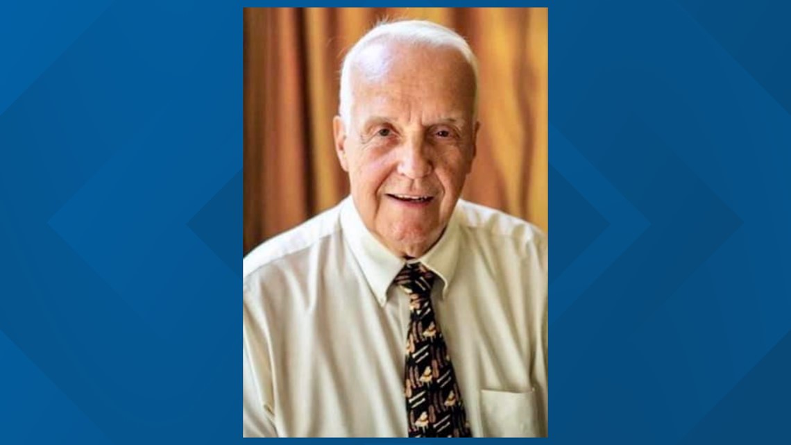 Former Kent Co. Commissioner Harold Mast passed away | wzzm13.com