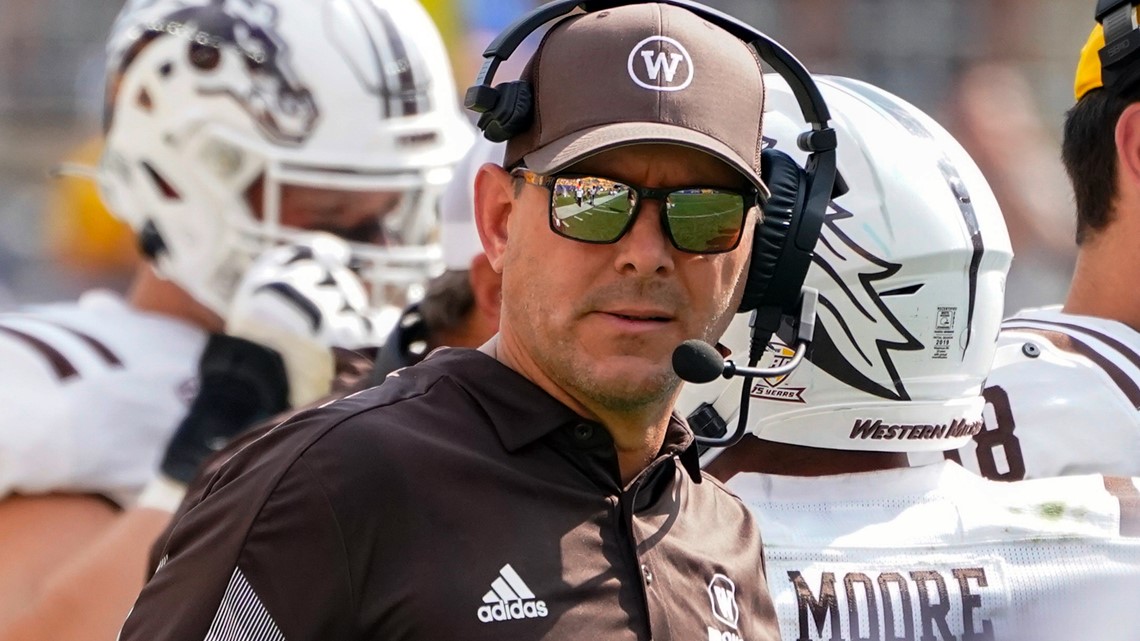 Hawkeyes hire Packers' analyst Tim Lester, ex-Western coach | wzzm13.com