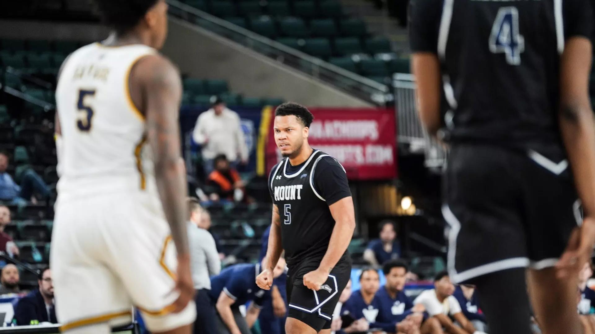 14 athletes from Michigan are playing in the March Madness basketball ...